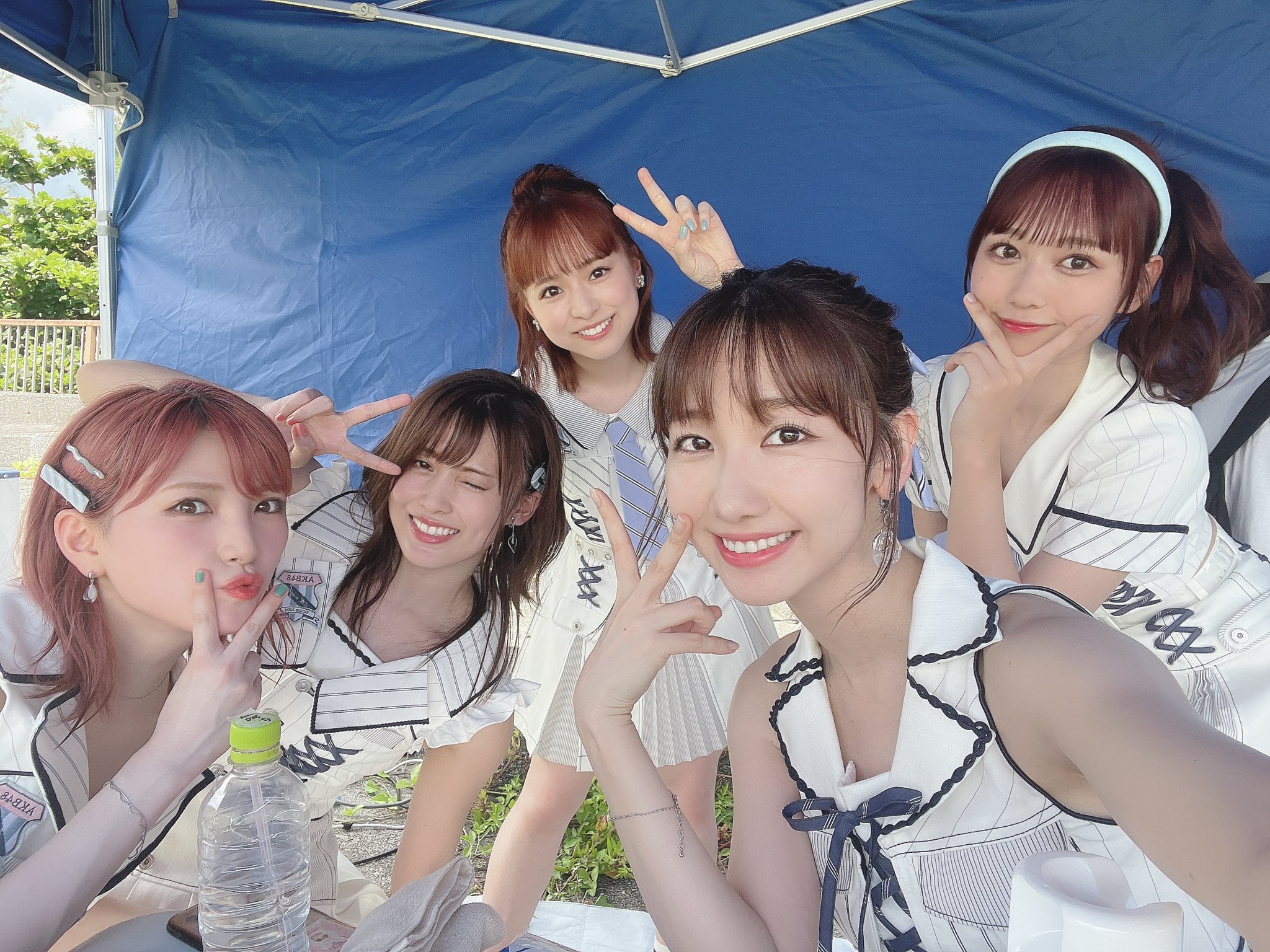 柏木由紀 on Twitter: "#久しぶりのリップグロス MV観てくれましたかーっ？🌈 今のAKBとあの頃のAKBに存在できて 幸せです🥹🌺💄 https://t.co ...