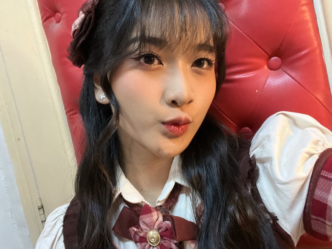 Cornelia VanisaのTwitterアーカイブ - 2022年9月8日 - ArKaiBu Project48