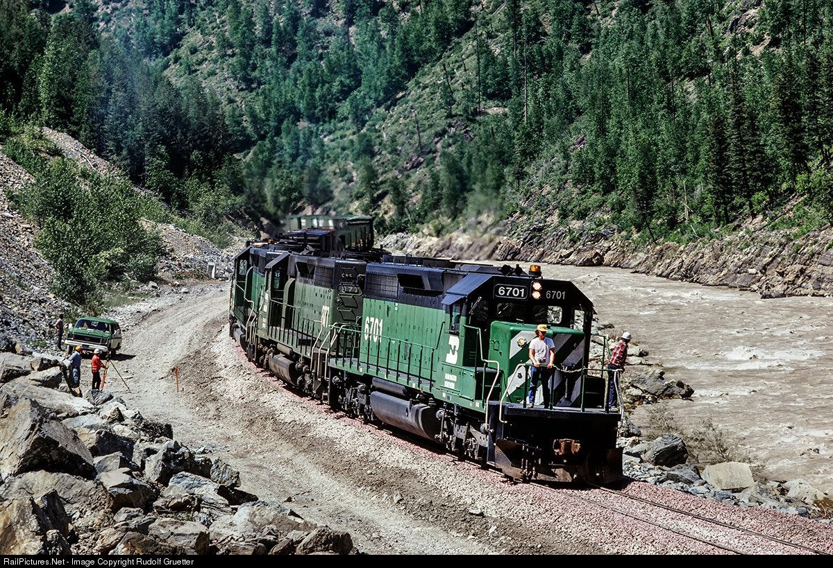 Train Pics 🚂🚅🚇🚉🚝🚞 on Twitter: "Burlington Northern Railroad - EMD SD40-2 West Glacier, Montana ...