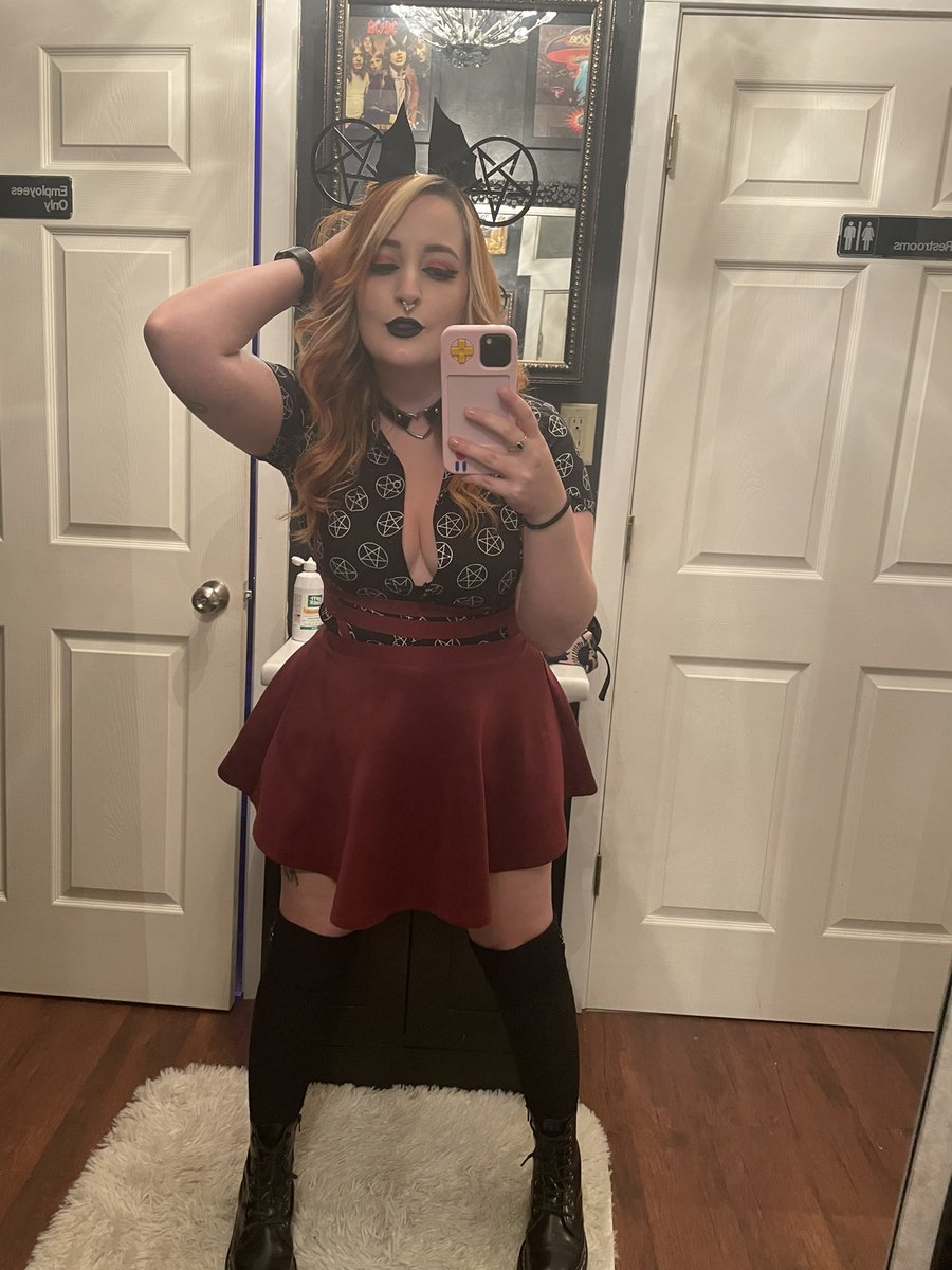 Gp Tv Girlsplay On Twitter Can We Get More Hot Goth Disney Girls I
