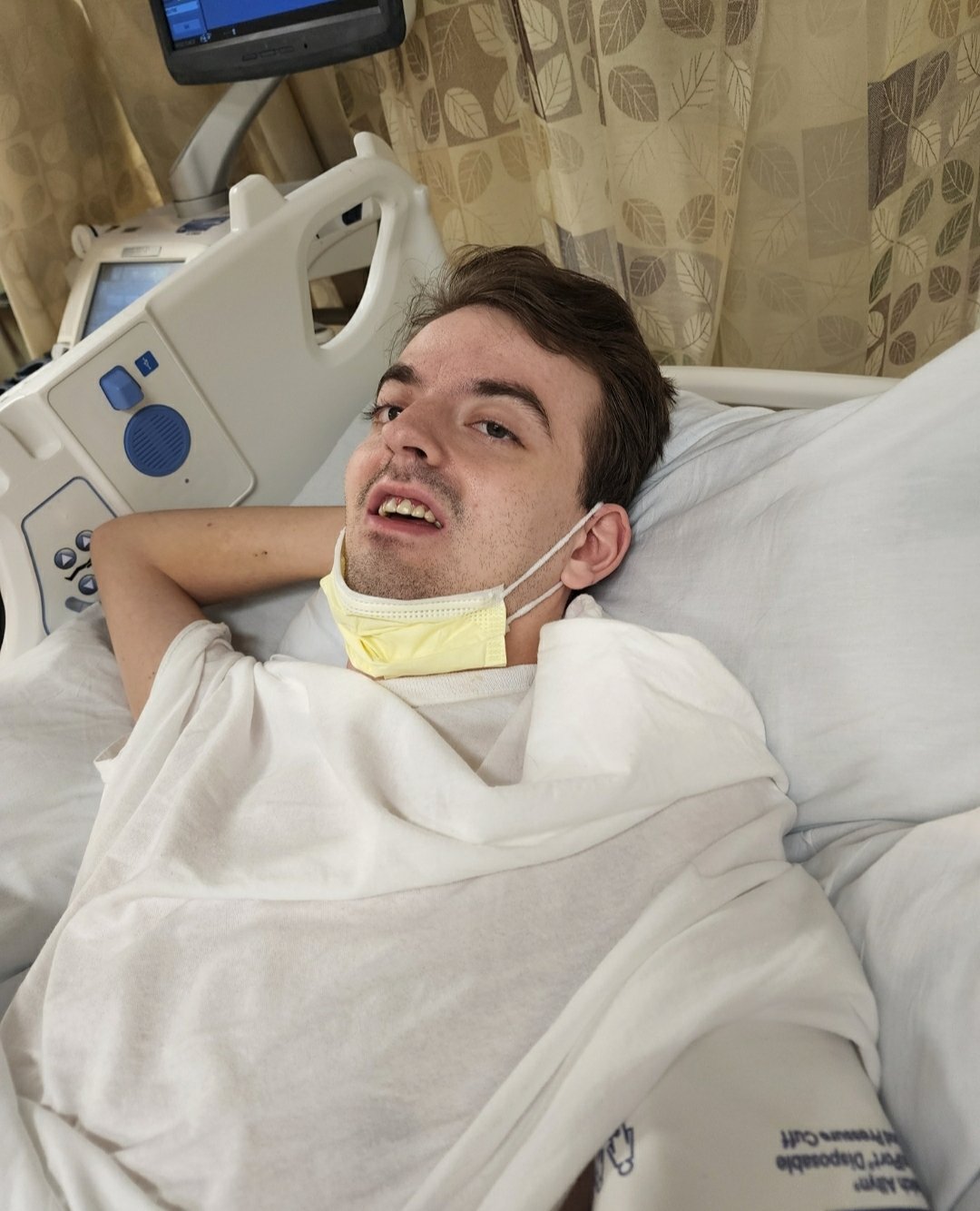 DR on Twitter: "@DavidJBloch1 @dsmom58 Get well soon, David!" / Twitter