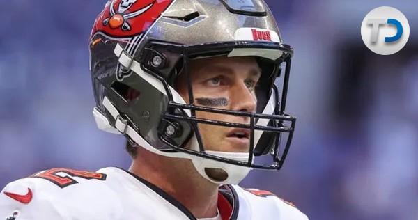 Tom Brady invitó al actor Morgan Freeman para leer un mensaje poderoso ...