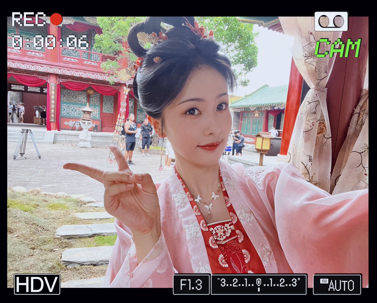 cdrama tweets on Twitter: "#BaiLu shares behind the scene snaps with Zhang Linghe, Zhou Junwei ...