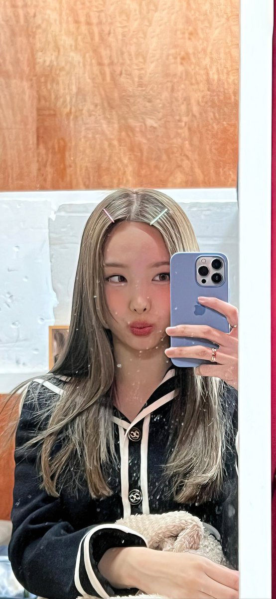 pogzilla on Twitter: "DL: https://we.tl/t-6nsiSYk5pp"