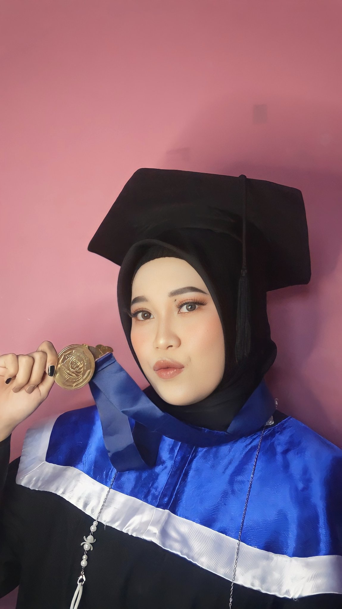 Brushedbyaca on Twitter: "haii guys buat yang masih bingung cari mua semarang untuk makeup ...