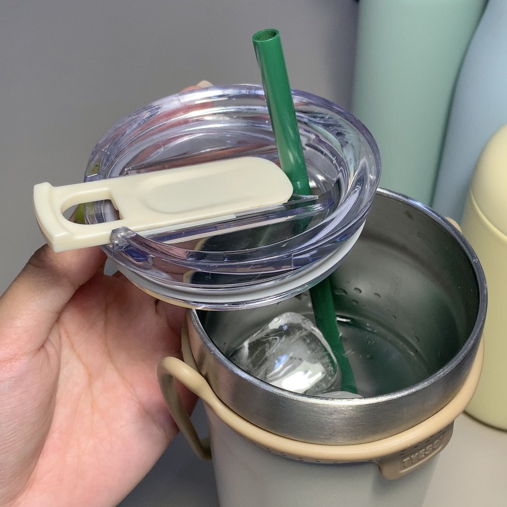 เม่วิส on Twitter: "อันแรกน้องเป็นแก้วเก็บความเย็น tyeso เก็บความเย็นดีมาก ใส่น้ำแข็งได้สบายๆ ...