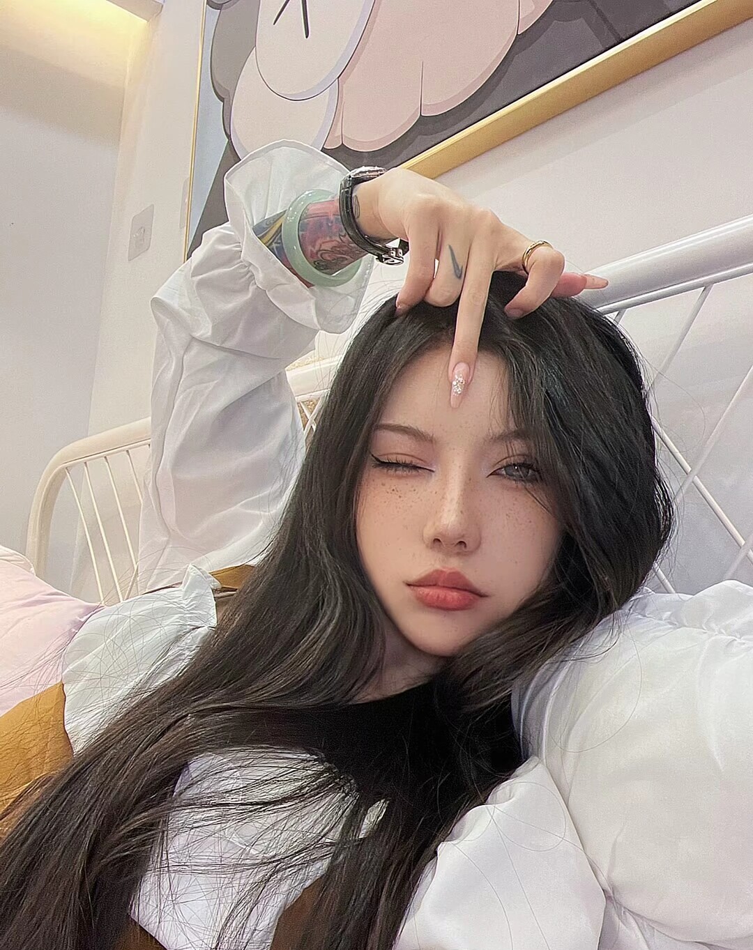 K On Twitter 她盯多久，你能射出来？ 反差婊 性奴 母狗 调教 意淫 女友 妓女 强奸 Sm 轮奸 乱伦 文爱 自慰 淫妻 公交车 精液厕所