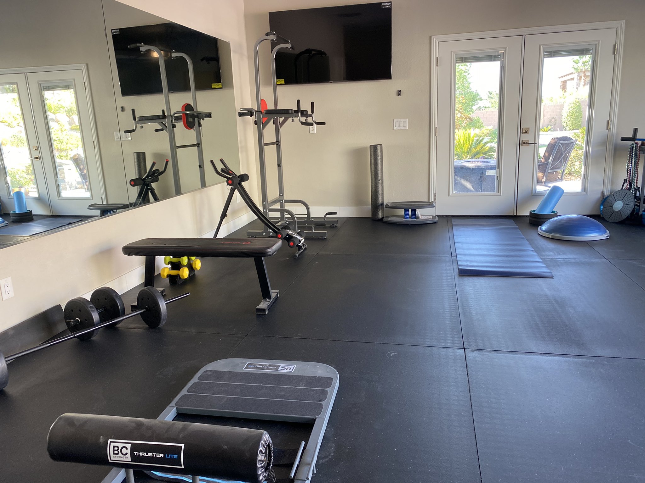 TW Pornstars - Ariel X. Twitter. I built out a gym set for a photo ...
