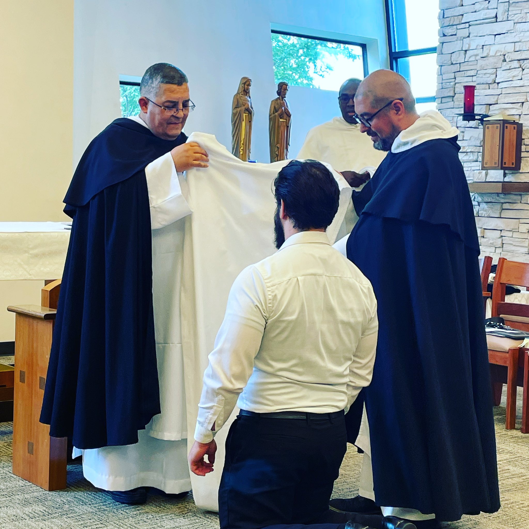 Dominican Habit