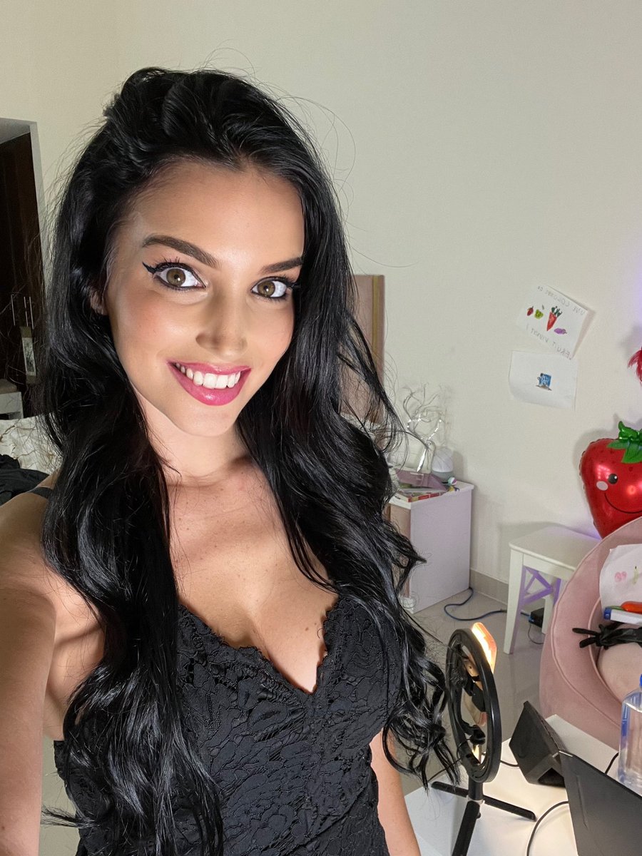 ️‍🔥insatiableizzy ️‍🔥 on Twitter: "RT @PriscillaLiaud: C’est parti 🥳 #twitch http://Twitch.tv ...