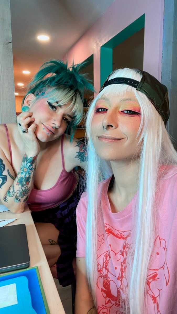 🦋 Skyhook Nova on Twitter: "I love @SkellaBorealis"