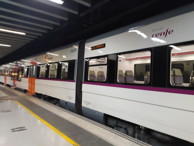 Rodalies Catalunya on Twitter: Rodalies Catalunya on Twitter:
