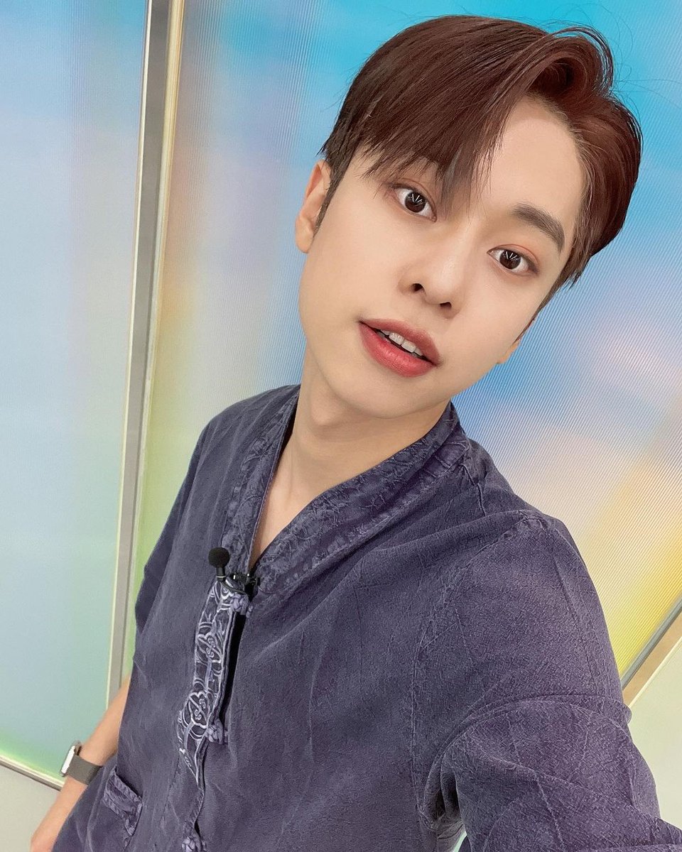 AB6IX INTERNATIONAL on Twitter: "[📸/220909] AB6IX_official instagram ㅡ Donghyun "Happy Chuseok ...