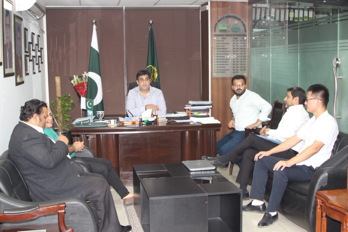 PTI South Punjab on Twitter: "RT @PTIOfficialLHR: Meeting of Chairman LWMC with Zheng Zhe. Mr ...