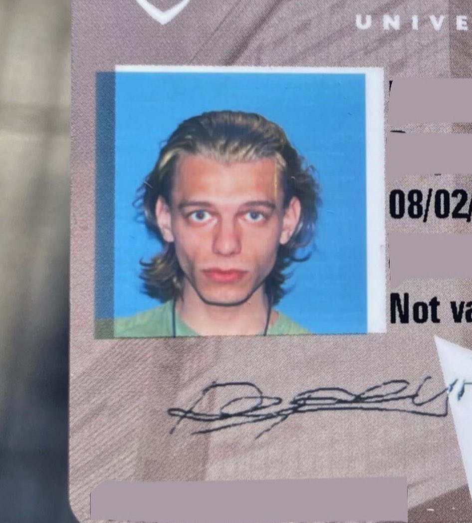 TW Pornstars - Leo Louis. Twitter. Back to school😇 I got told "I love ...