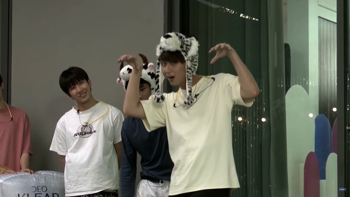 GMMTV on Twitter: "แก๊งสัตว์เขาน่ารักไม่หยอกกกกก #GMMTVSafeHouseSS4D5 🔴LIVE FB >> https://fb ...