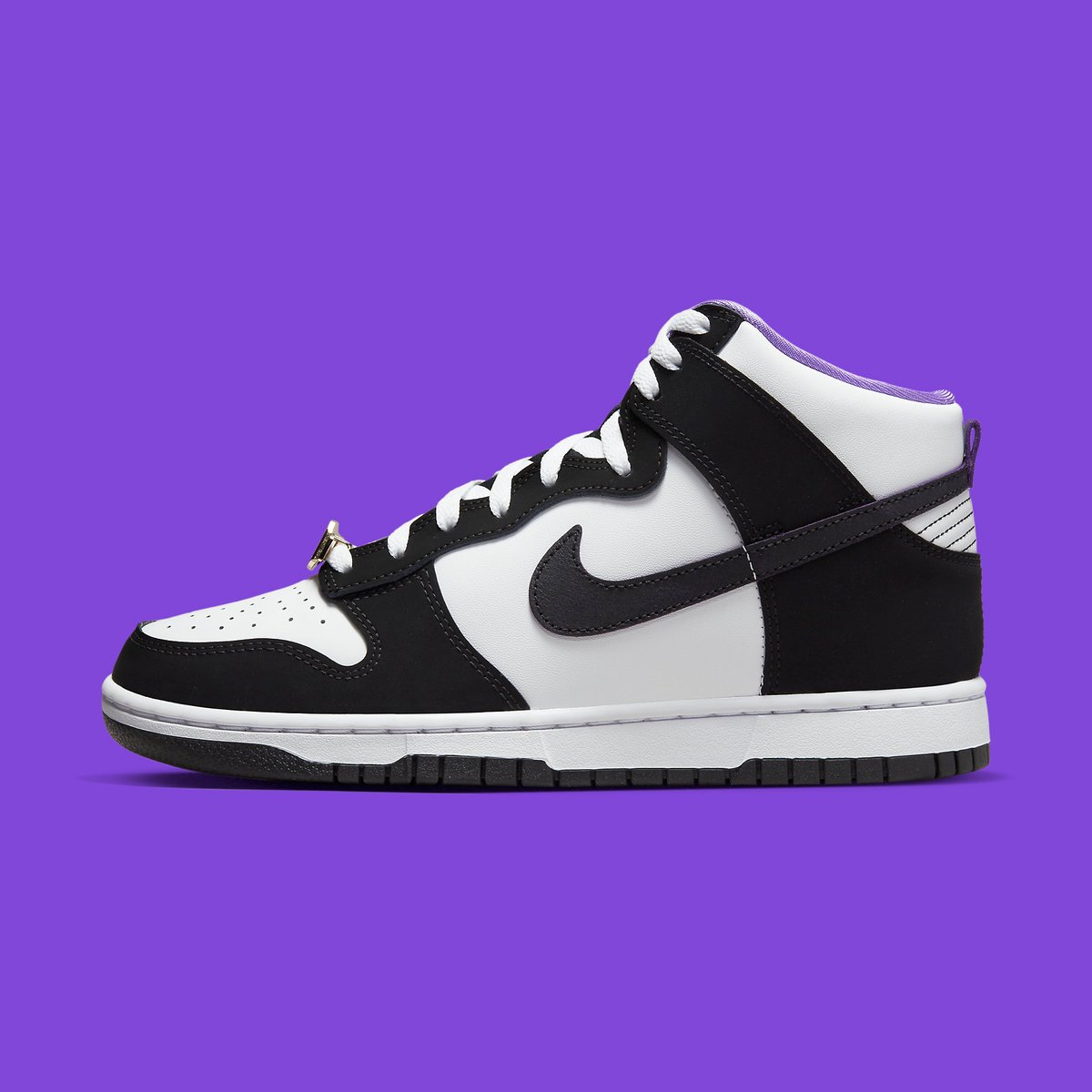 JustFreshKicks on Twitter: "Ad: QUEUE GONE Nike Dunk High 'World Champs' FNL:http://bit.ly ...