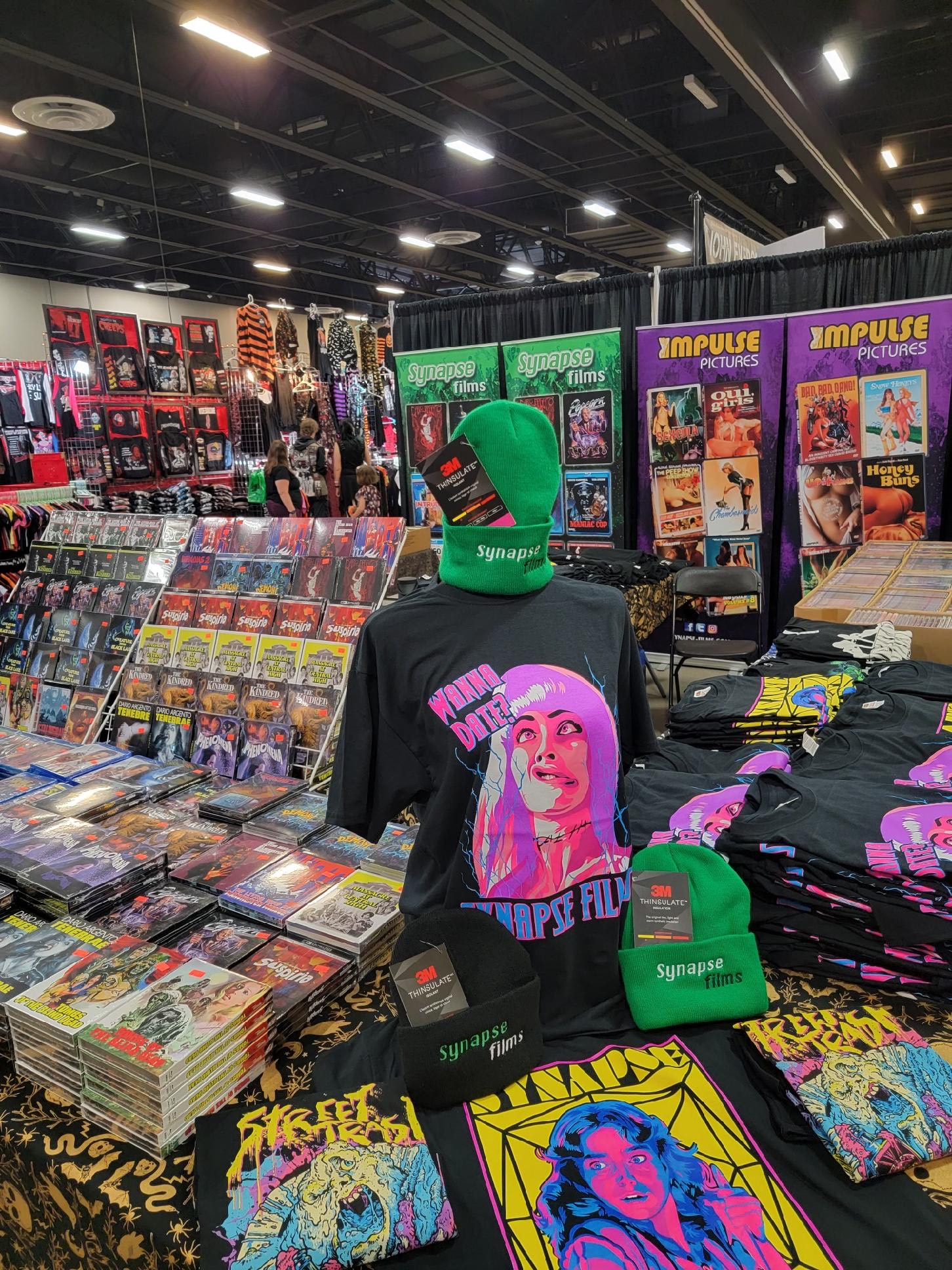 synapsefilms on Twitter: "Team @synapsefilms has landed at @horrorhound Weekend with lotsa ...