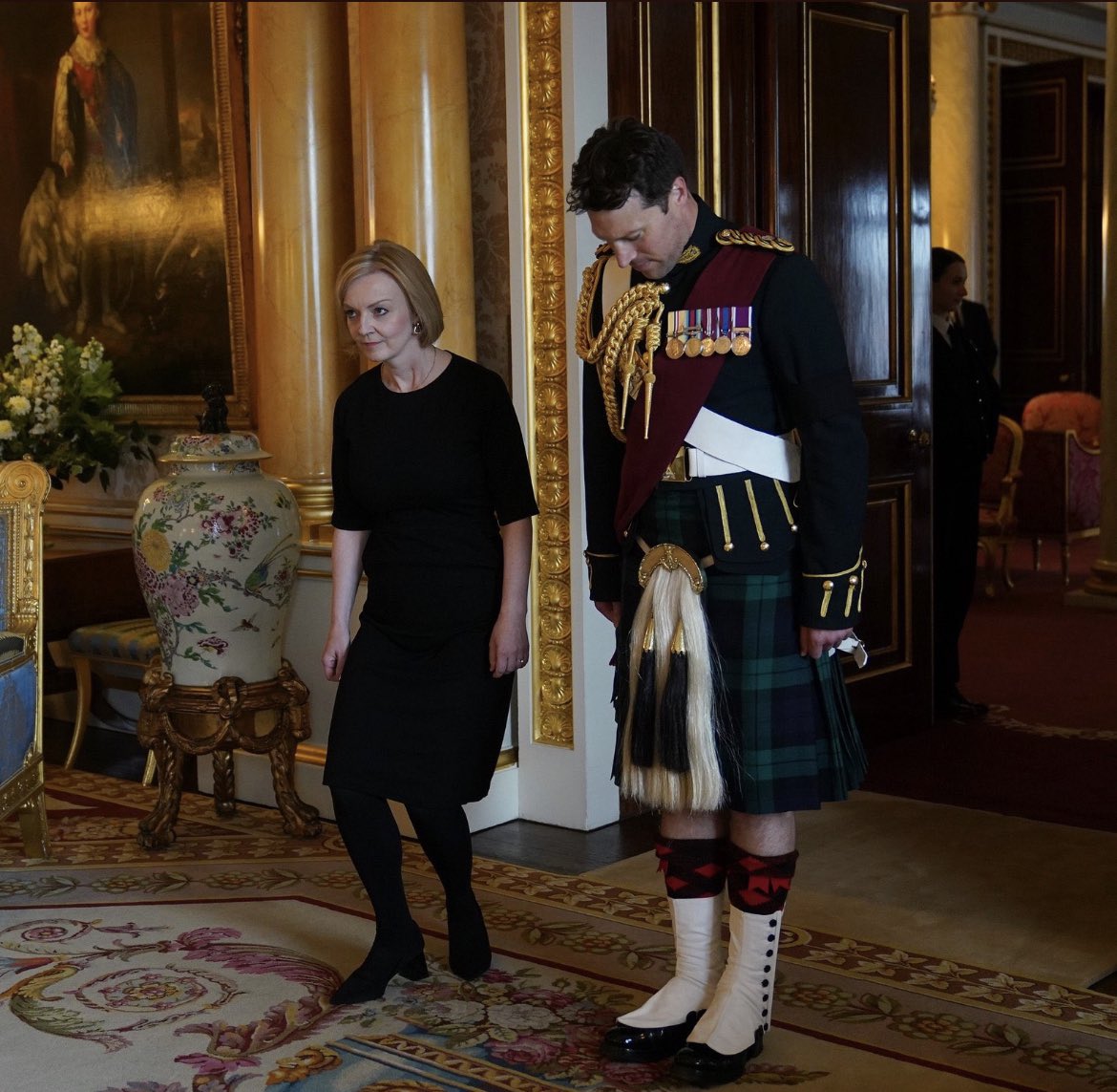 claire biddles on Twitter: "I’m going back to bed" / Twitter