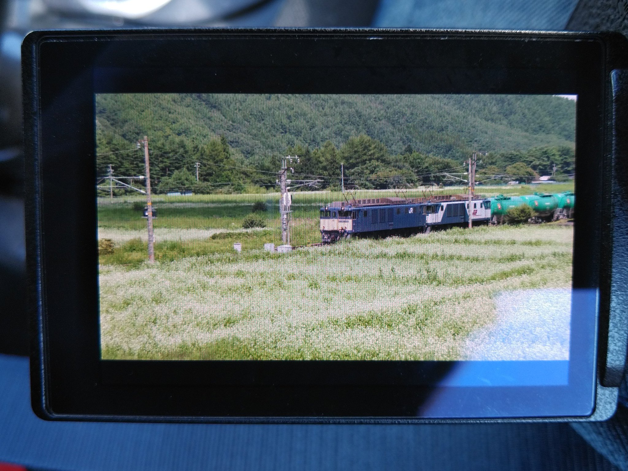 STUDIO_TARAS on Twitter: "間に合った😅👍️ #lumixGH6 #EF64 https://t.co/PN3YLICumU" / Twitter