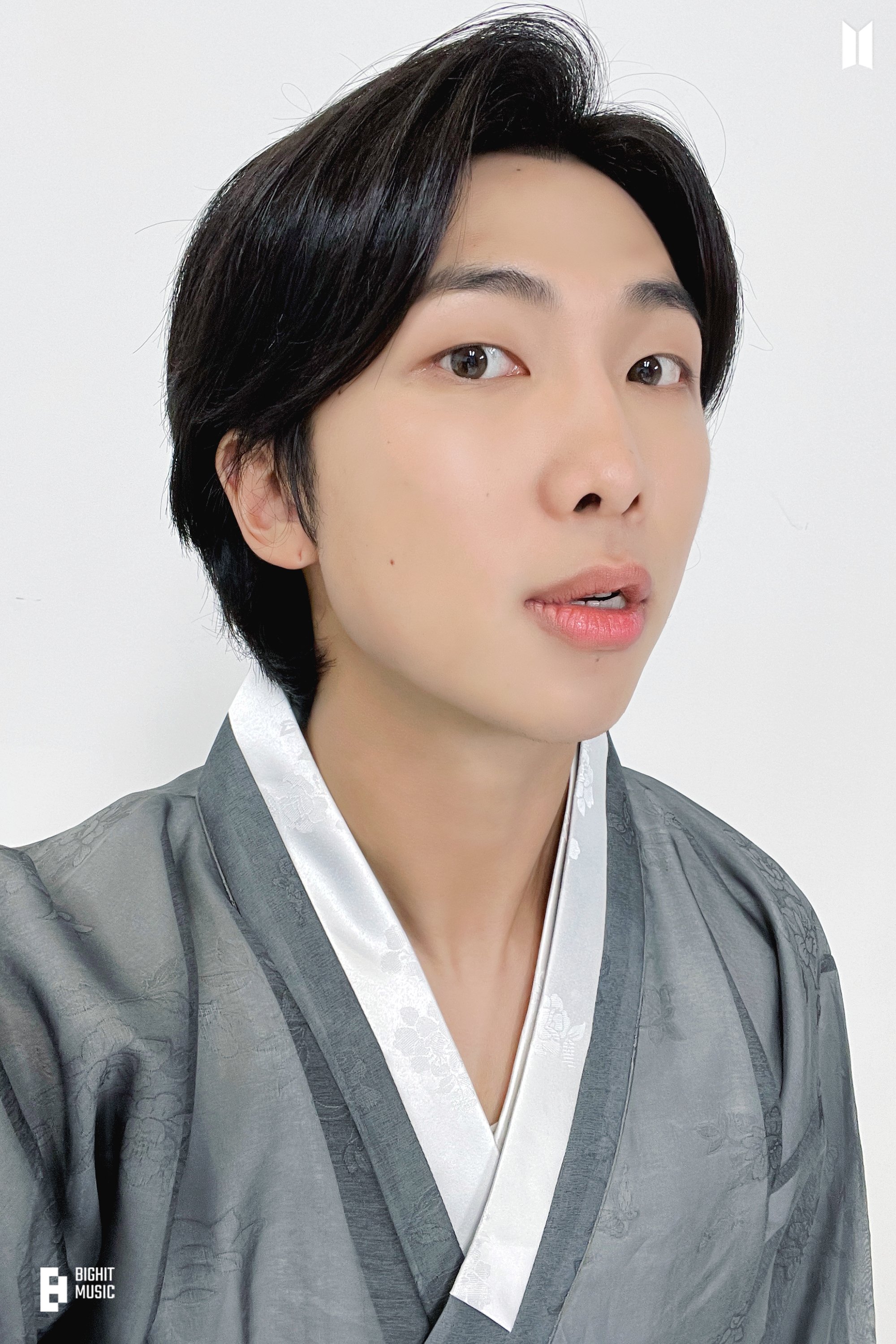 CANDYCLOVER (slow) on Twitter: "2022 HAPPY CHUSEOK @BTS_twt https://t.co/UYqhFTxL8x https://t.co ...