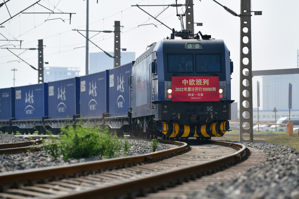 The 10,000th China-Europe freight train arrived in Hamburg, Germany, on ...