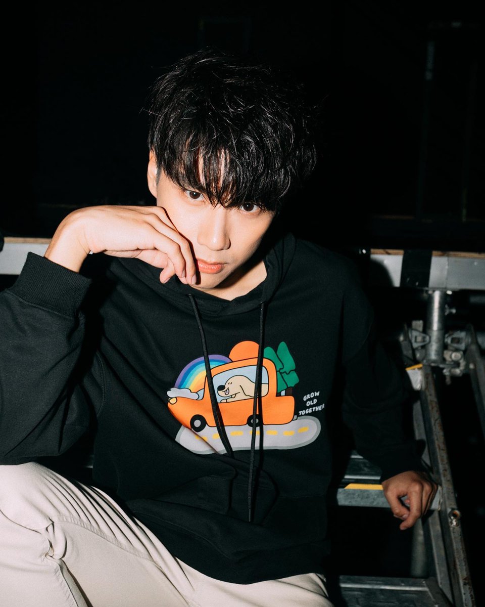 My J 🤍 on Twitter: "RT @plz_more_giman: 진짜 너무ㅠㅠㅠㅠ잘생겼어ㅠㅠㅠㅠ #ohmpawat"