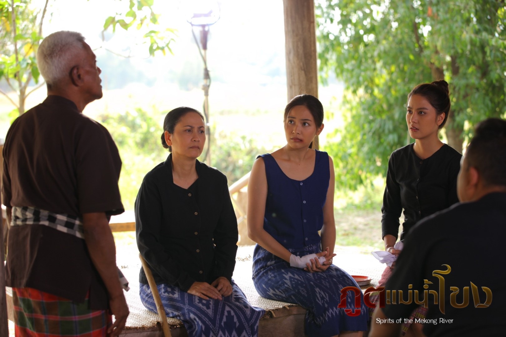 Ch3Thailand on Twitter: "🎬 #ภูตแม่น้ำโขงep10 เจ้านางโคมคำ ปรากฏตัวช่วยชีวิต บัวผัน 📍 https://t ...