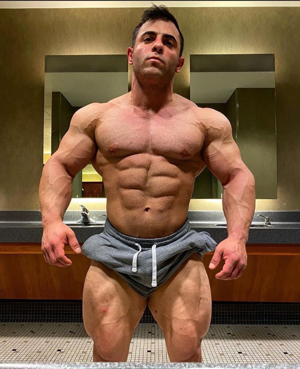 Muscle Guy on Twitter: "RT @MuscleSF: Muscle hunks so hot and sexy!"