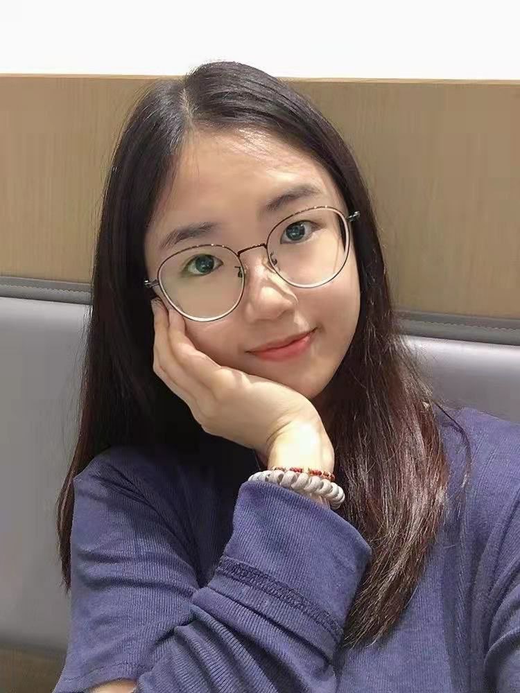 可爱又迷人的反差婊 On Twitter 投稿 可爱眼镜妹,校内乖乖女好学生,在校外是个放荡的婊子!是个喜欢被内射的精液容器,被男友操逼都肿了。反差婊 少妇 母狗 性奴