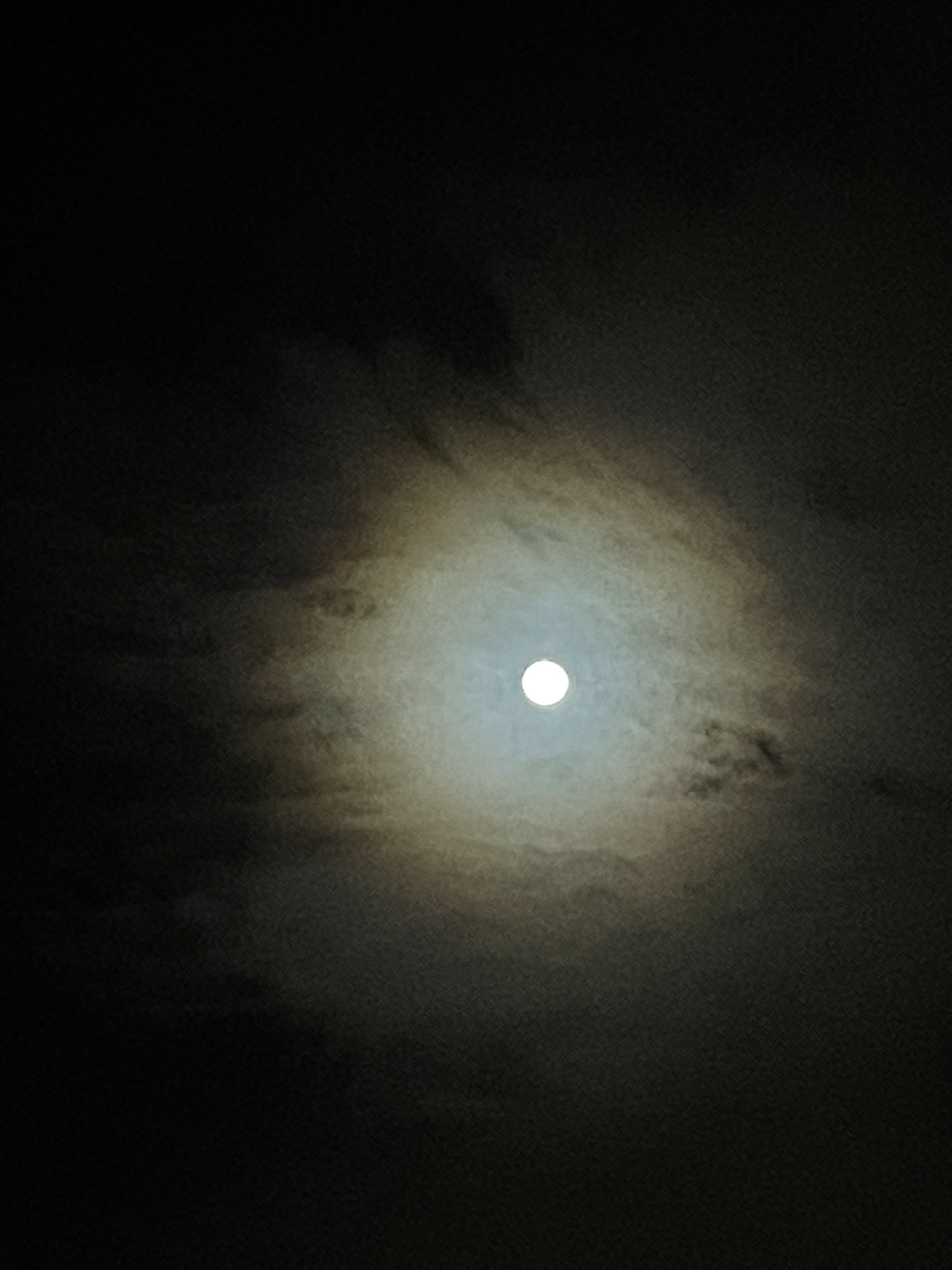 RAM on Twitter: "@taehyungpic @BTS_twt The moon is very beautiful. https://t.co/LO4EgNCfNl ...