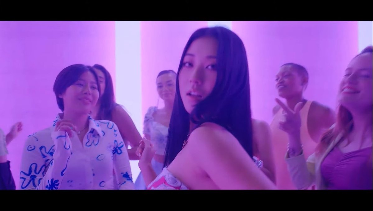 Girlgroups Brasil on Twitter: "COMO SÃO BELAS! A Sorn revelou o MV teaser de "Nirvana Girl ...