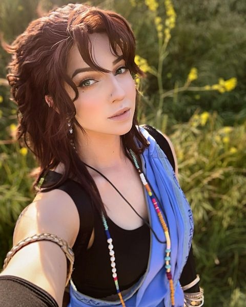 Final Fantasy Fang Cosplay