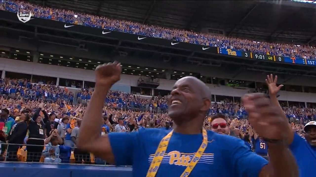 ESPN on Twitter: "76-YARDS FOR A PITT TD 😤 https://t.co/XZuFoRZTUn" / Twitter