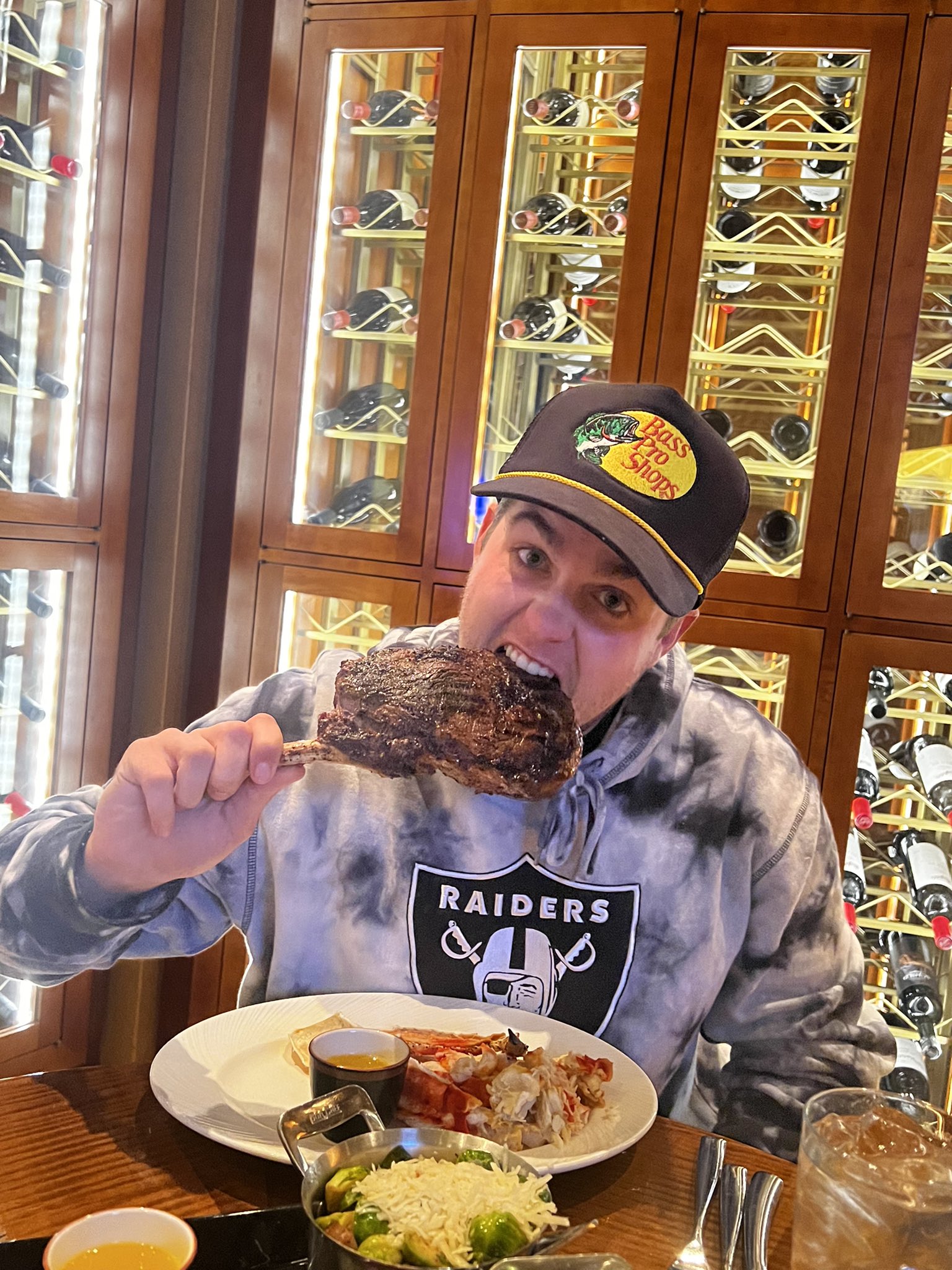 Noah Gragson on Twitter: "Winners at Kansas! https://t.co/N6Ep8a9dDg" / Twitter