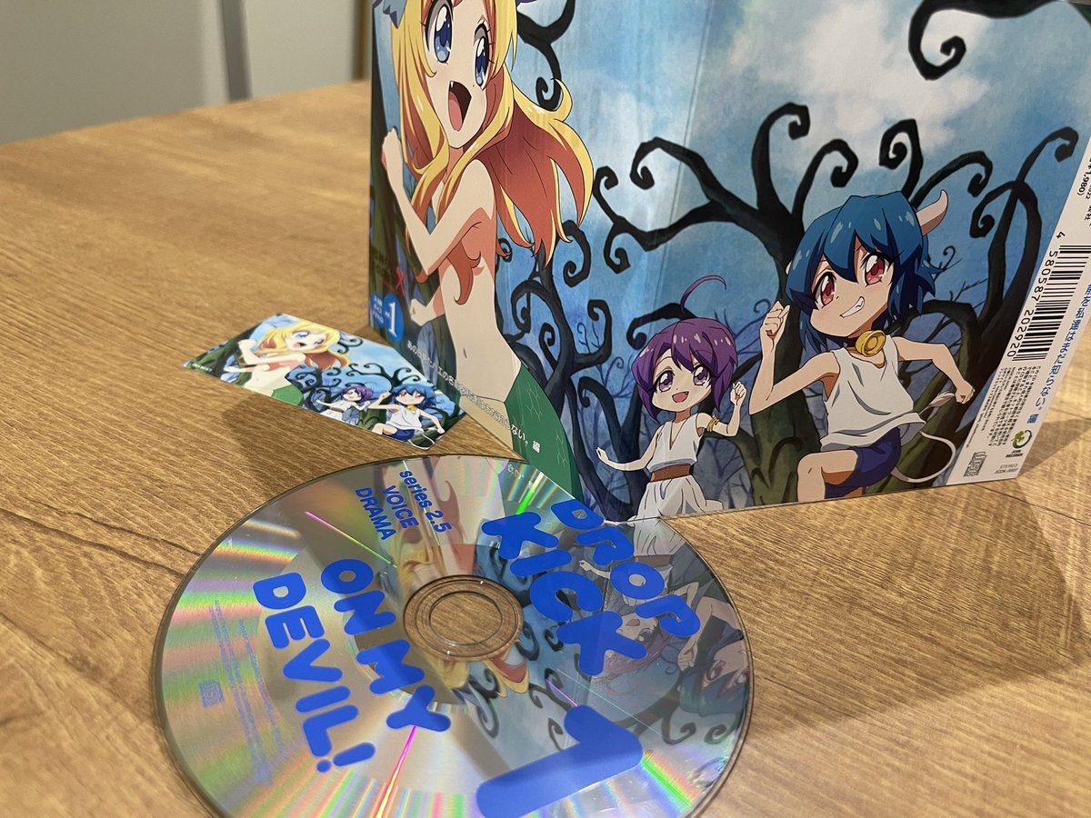 【ドラマCD発売】邪神ちゃんドロップキックX on Twitter: "1枚目はこんなかんじ。 #邪神ちゃんドロップキック #jcdk"
