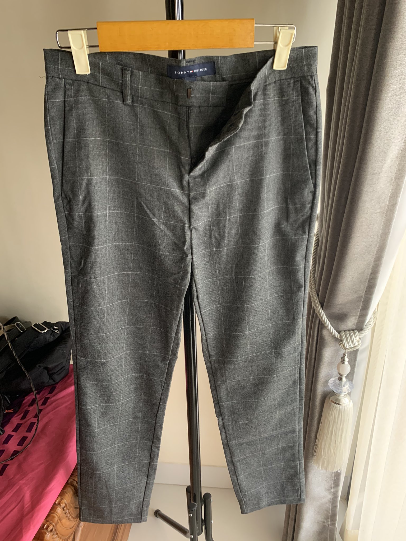 preloved nya kakak on Twitter: "Celana tartan Tommy Hilfiger belum pernah dipakek yaa Size S ...