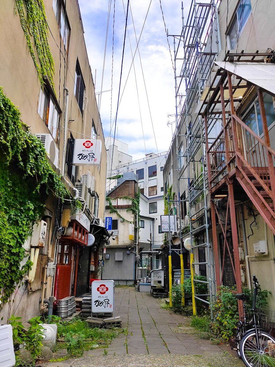 j-rakuda on Twitter: "刑事ドラマのロケ地さながらの楽天地 https://t.co/BJ7tHyRPyN" / Twitter