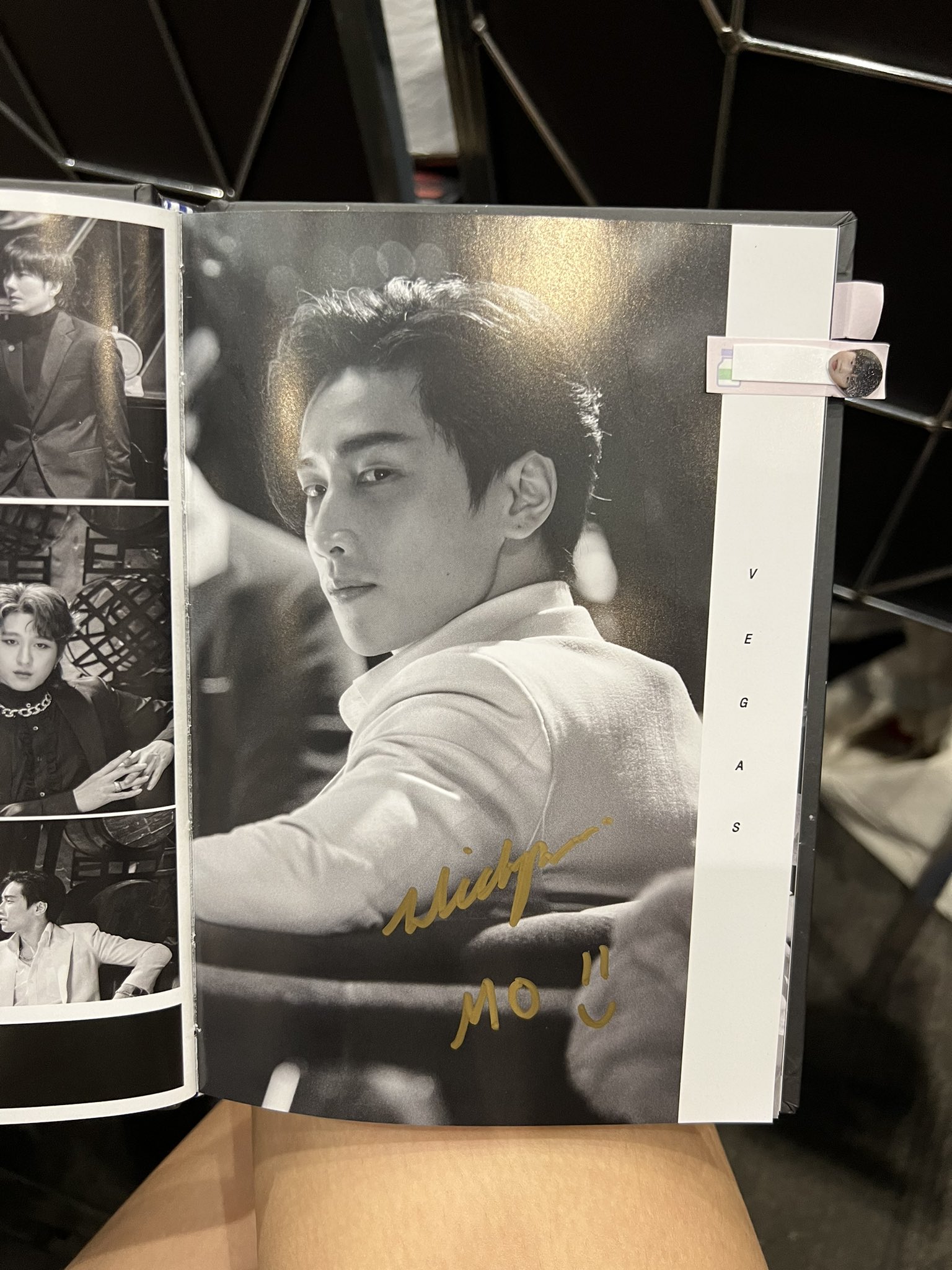 Tangmo on Twitter: "ไบเบิ้ลหล่อมาก 🖤 #KinnPorscheSendOff https://t.co/WH4p7xMIrI" / Twitter