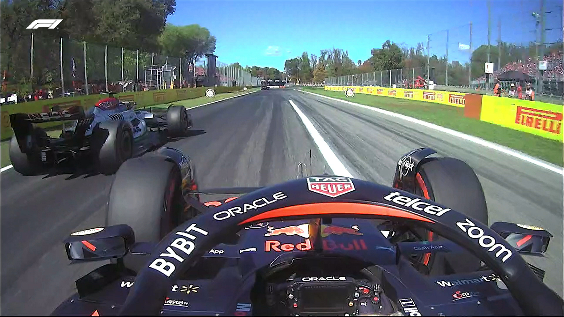 Formula 1 on Twitter: "LAP 5/53 Make that P2 😮 Verstappen gets past Russell on the run down to ...