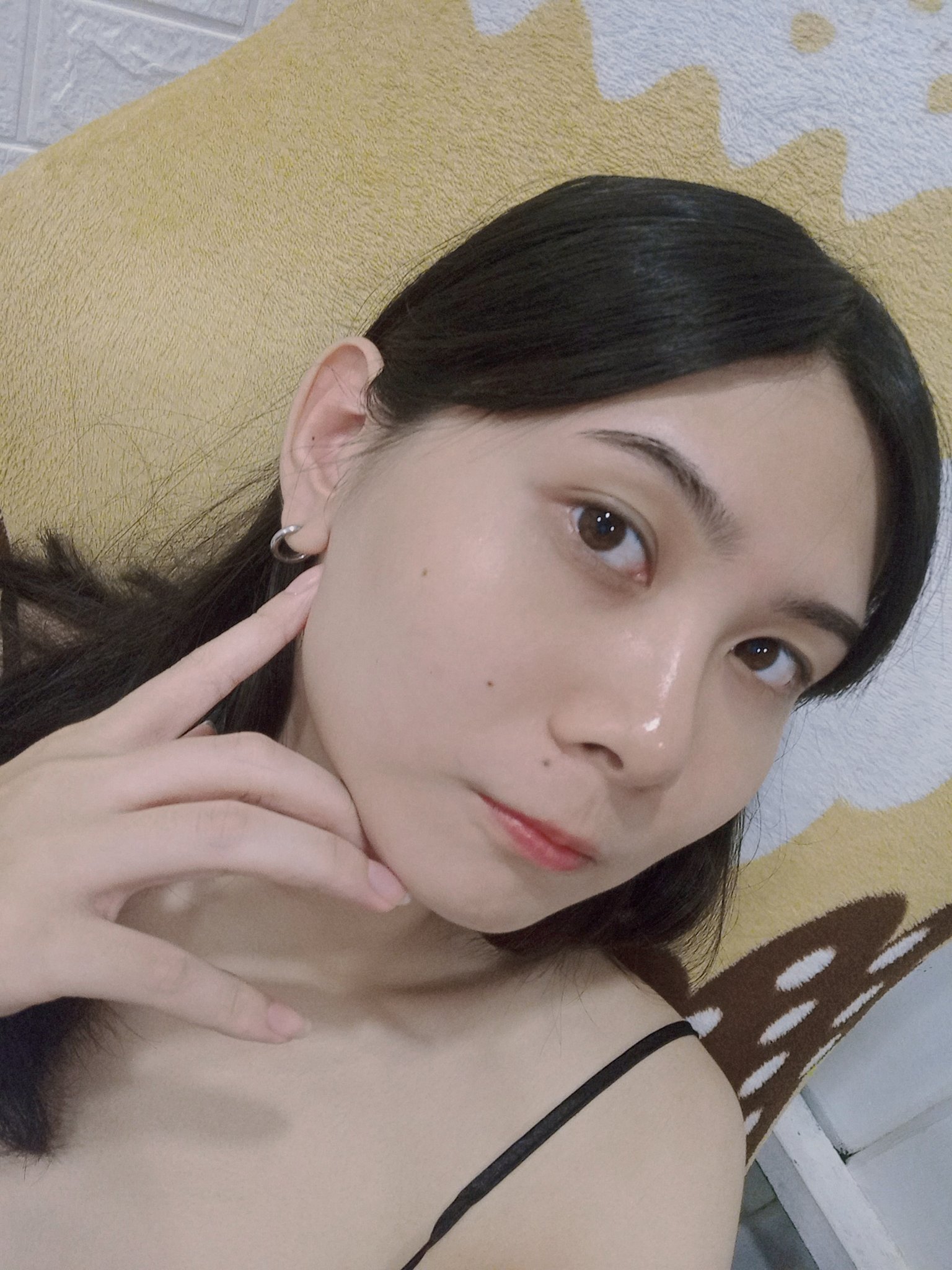 Mixer 🌸 Tingtong ♂ on Twitter: "ลืมอวดคิ้วที่นั่งกันอยู่ ... หลายนาที 55555 https://t.co ...