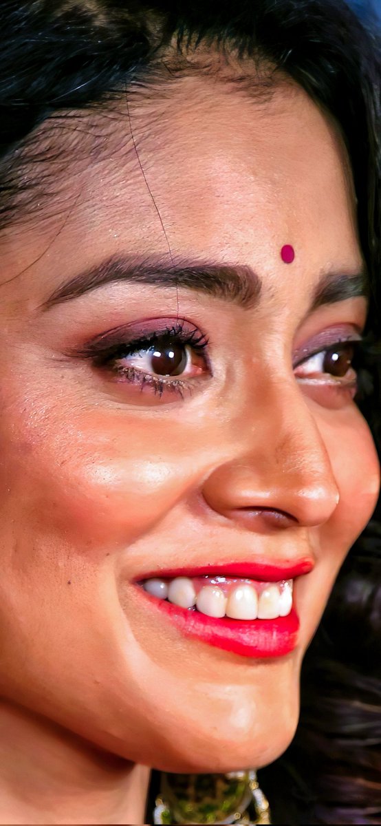 🙊Actress🙈Walls🙉 on Twitter: "RT @Trisha_addict: Pure Divine Lust 😍 #ShriyaSaran # ...