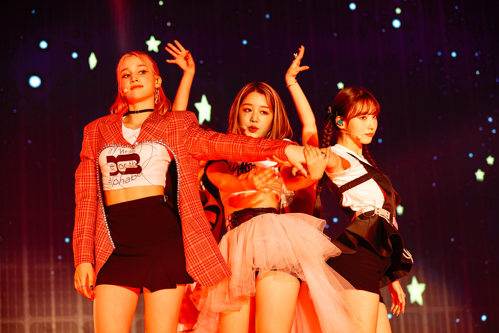 モデルプレス on Twitter: "【ライブ写真20枚超📸全員ソロショットあり】 「Kep1er Japan Debut Showcase Live 」オフィシャルレポート 日本デビュー曲 ...