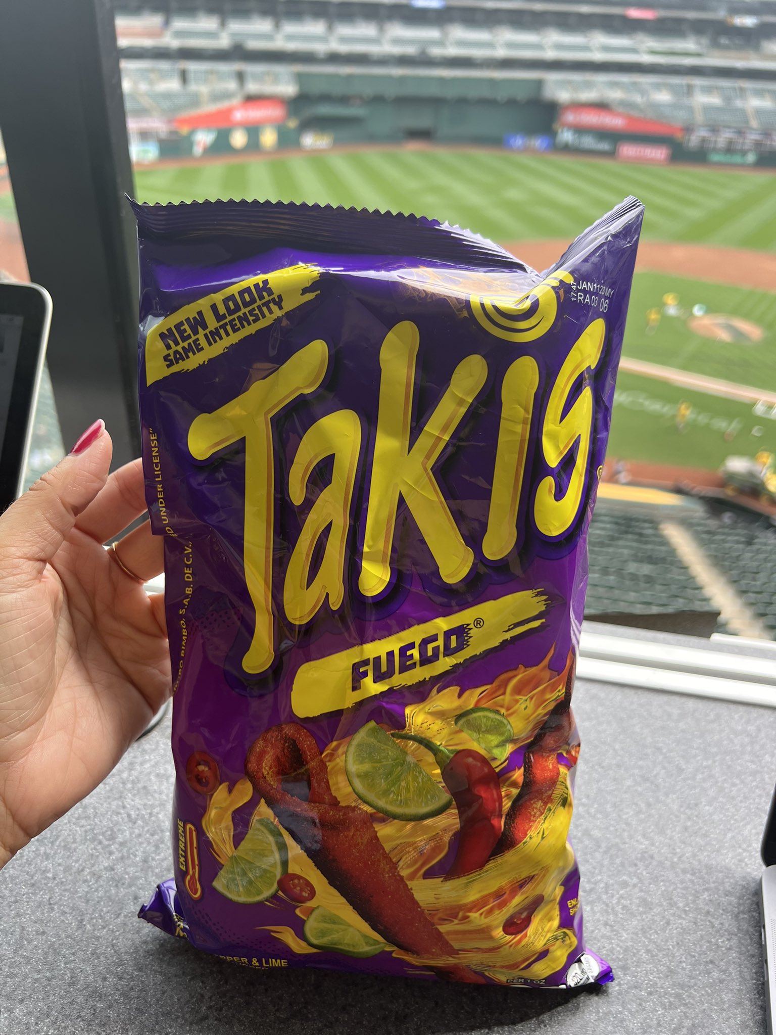Takis 2022