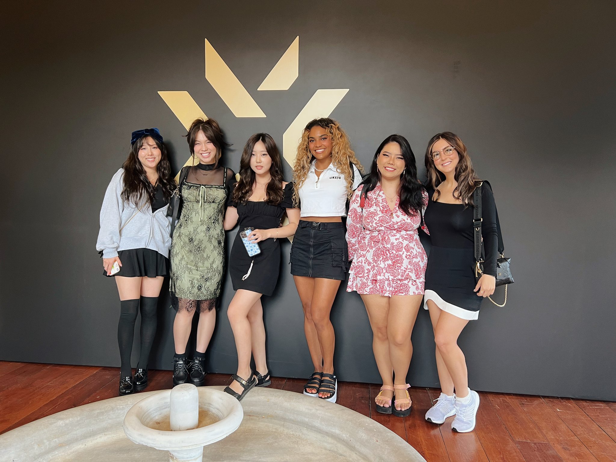 bnans 🌼 on Twitter: "You guys, I just realized… my first ever passport stamp is for # ...