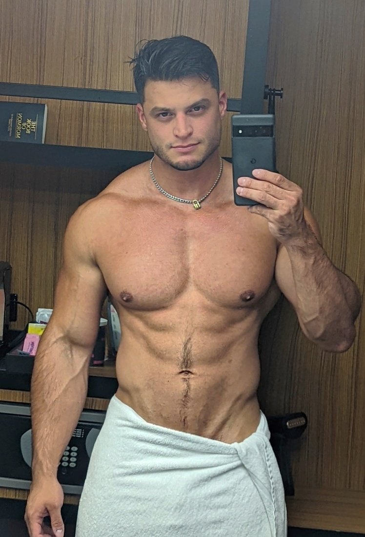 Muscles Universe 14K on Twitter: "RT @MusclesUniverse: @AxelRockham and others 1000 naked hot ...