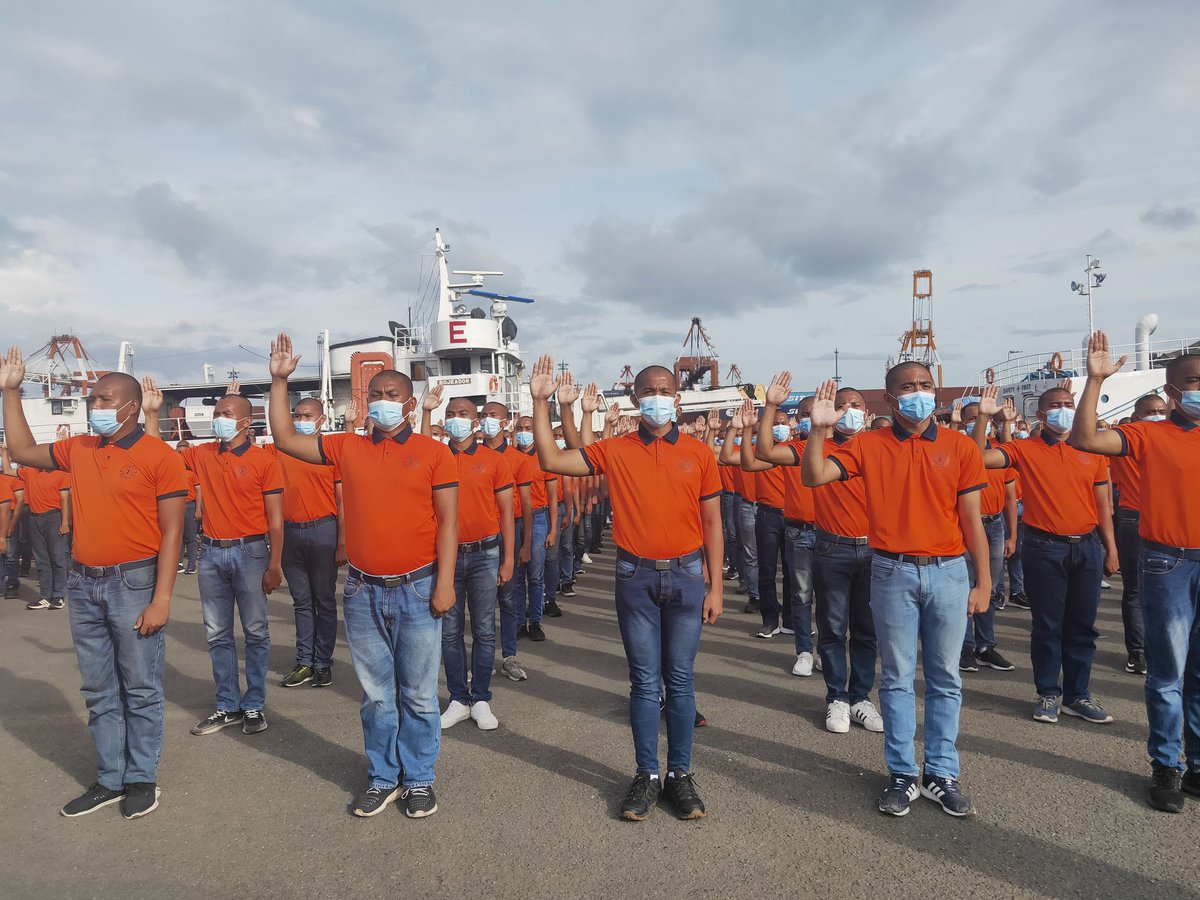 Philippine Coast Guard on Twitter: "RT @cherrylight1: Tingnan:humigit-kumulang 1,500 trainees ...