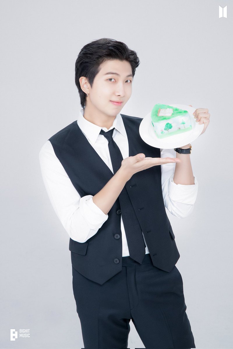 BTS Weverse en Español 🧈 on Twitter: "📌220912- ACTUALIZACIÓN DE BTS WEVERSE "RM Day 2022" 1/5"