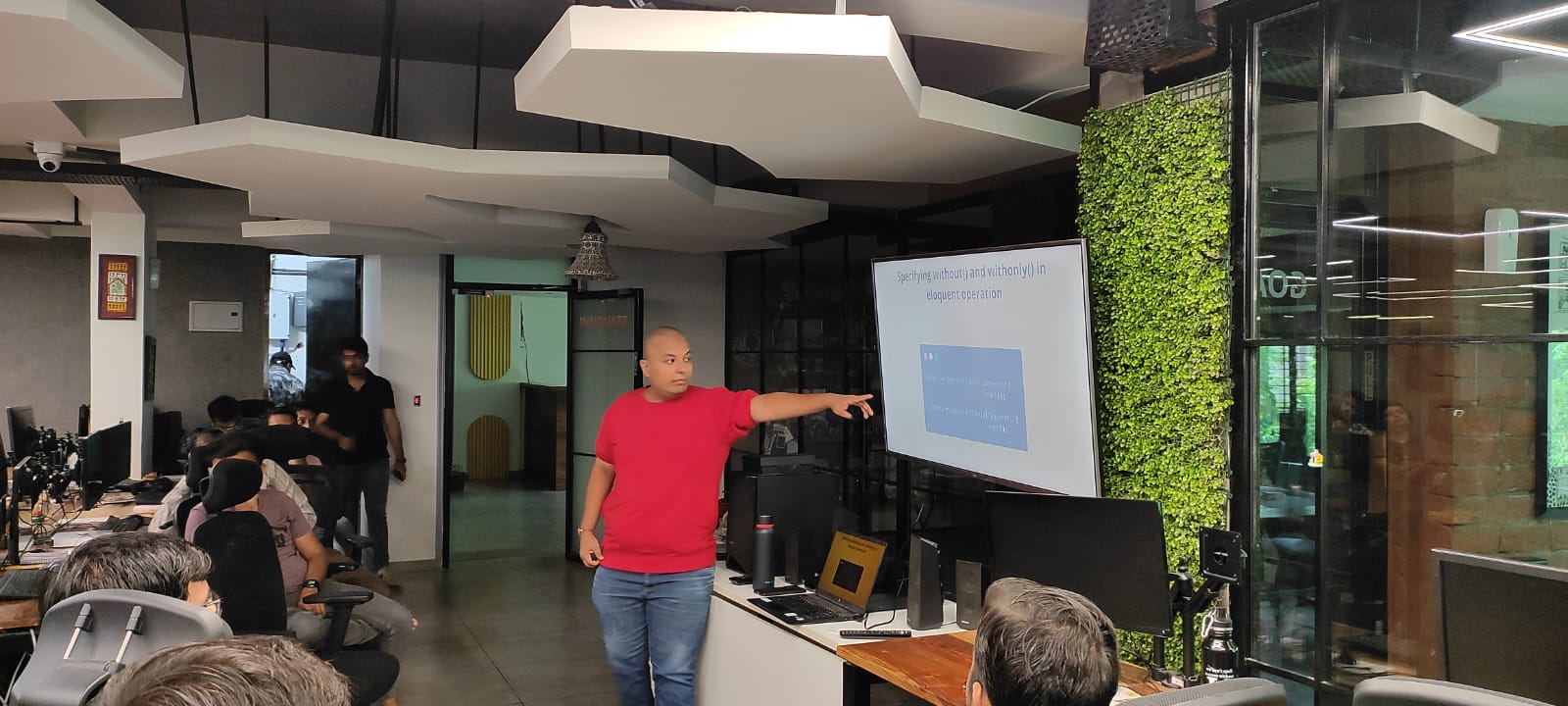 Prem Thakkar #laravel (@sudolaravel) / Twitter