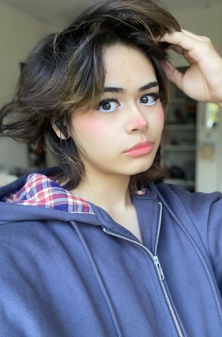 TW Pornstars - Kiyana Vi. Pictures and videos from Twitter. Page 17